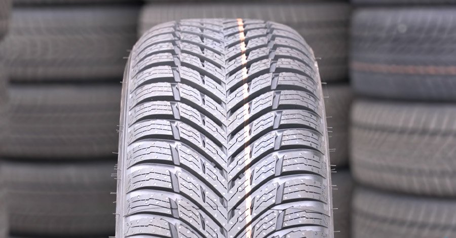 Megérkezett 2023 nagy négy évszakos abroncstesztje! | Alapjárat