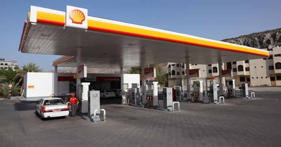 Drasztikus korlátozásokat vezetett be a Shell, ezt már sok autós megérzi